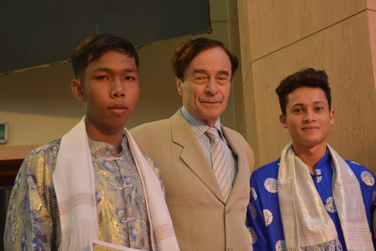 Học bổng tại Việt Nam – Fondation Vallet